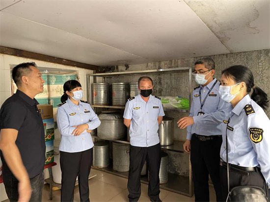 牢牢守护食品安全“责任线”——遂溪县市场监督管理局开展食品安… 遂溪县人民政府公众网站